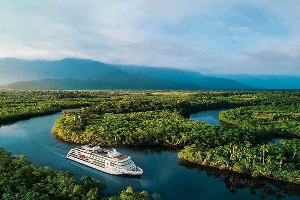 Expedition cruise from Ushuaia to Ushuaia with HANSEATIC nature ...